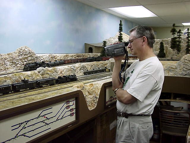 Tom Troughton's Sn3 Layout